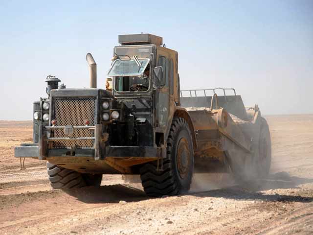 Scrapers - Heavy Equipment Scraper - Pictures and Info